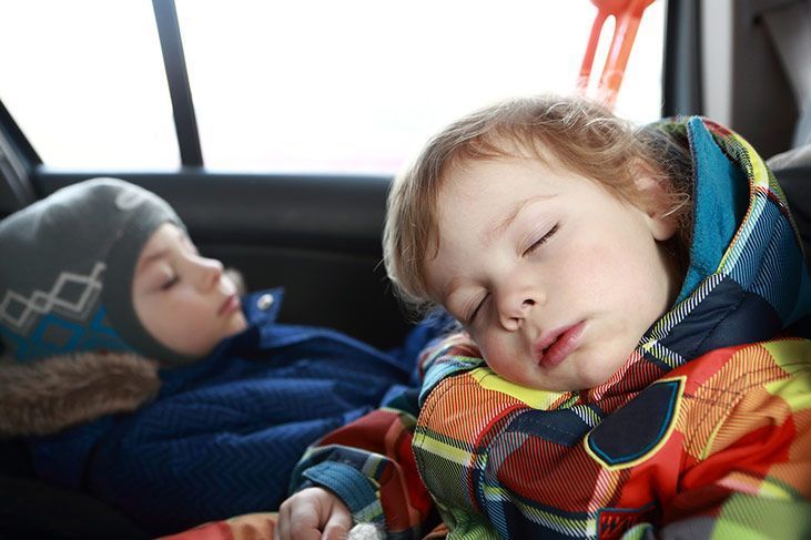 The Best Steps to Follow on How to Sleep in a Car Properly